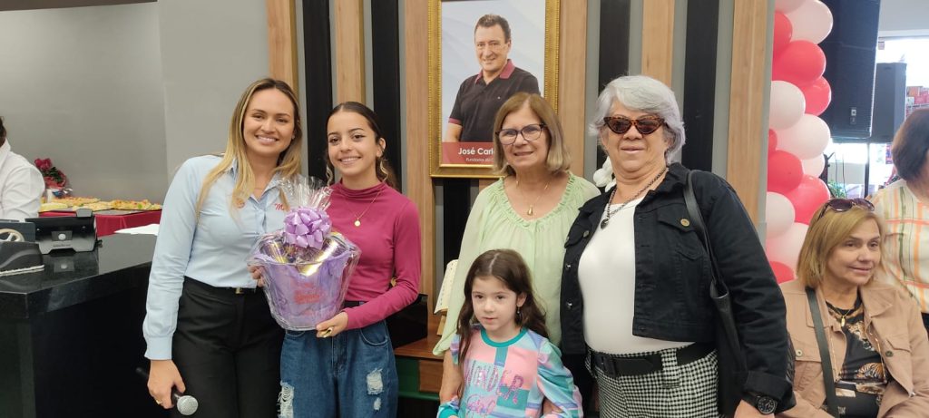 Molinis Super Center é reinaugurado emJacarezinho marcando uma nova era ...