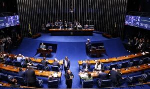 Alcolumbre trava tramitação da PEC do fim da 6×1 no Senado – Tribuna do ...